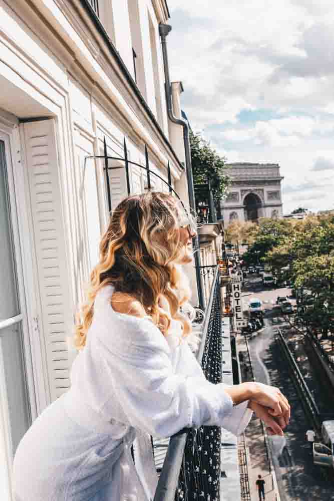 The Best Paris Hotels With Balcony Views Of The Eiffel Tower ...